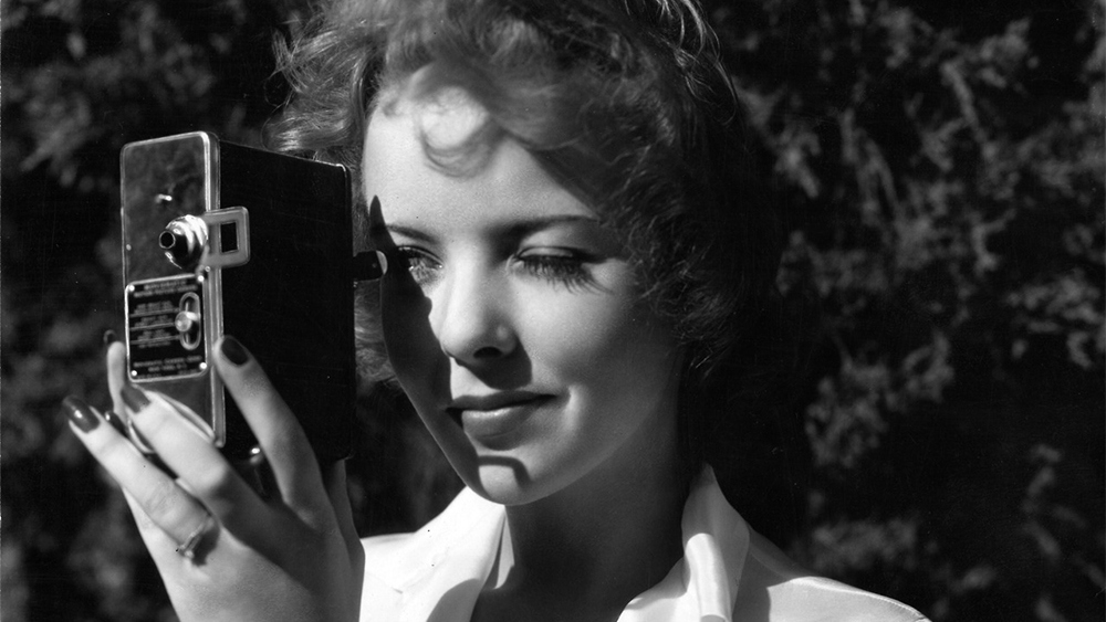 Ida Lupino: An Anti-Damsel On Screen and Off – The Motion Pictures